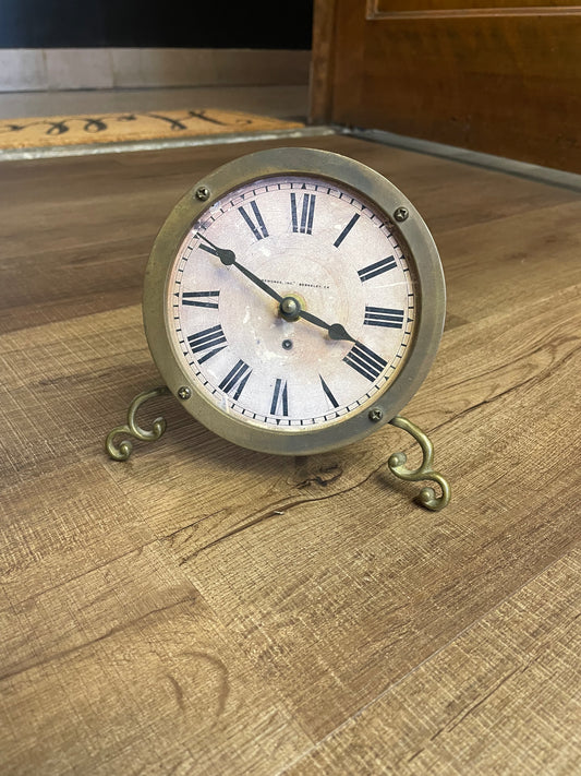 Home Decor – BinxBerry Consignment